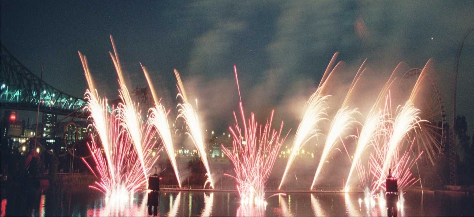 Italian Fireworks Display, Pyrotechnics in Italy, Tuscany and Amalfi Coast.