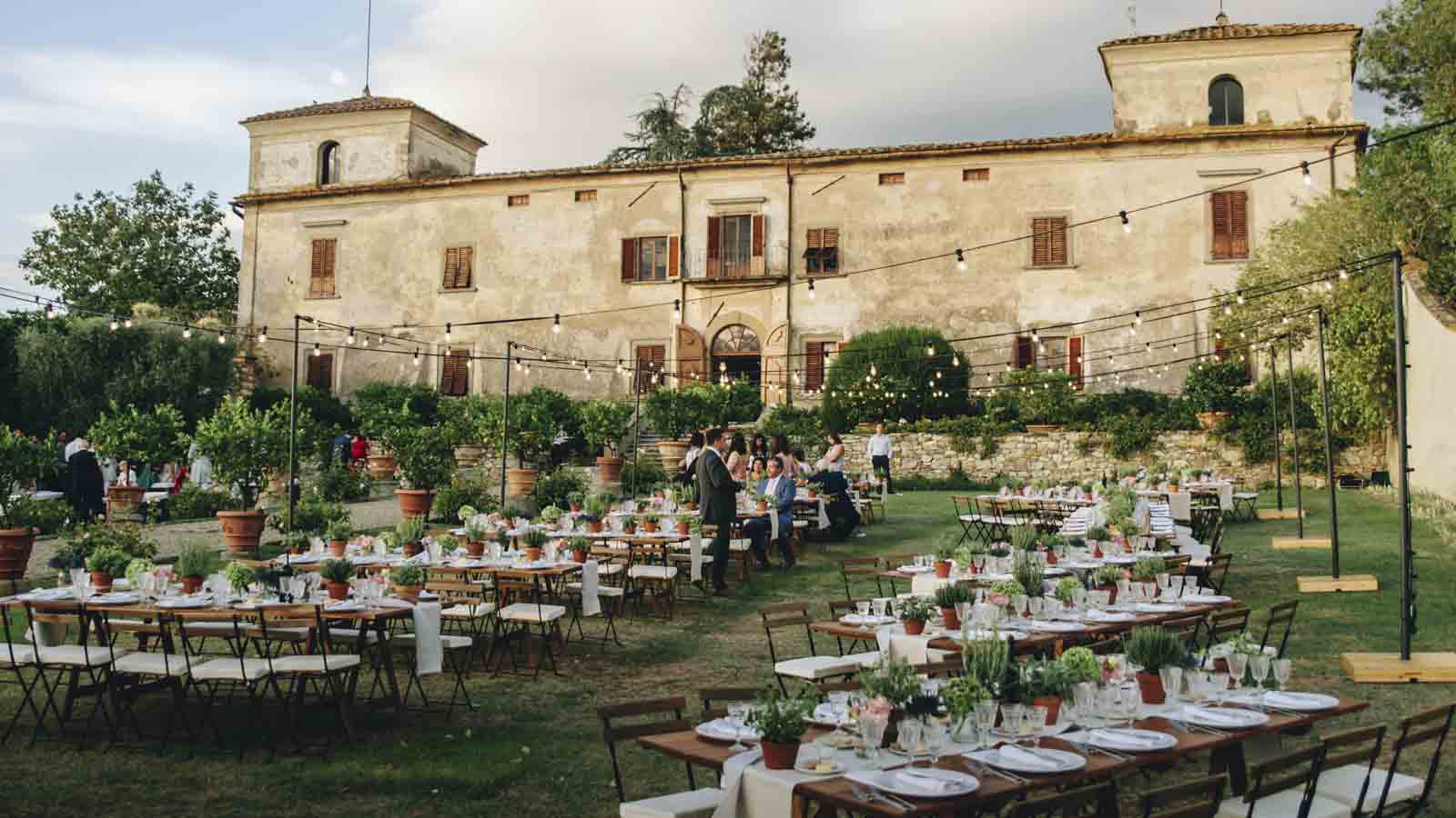 Tuscany weddings, luxury wedding venues in Tuscany